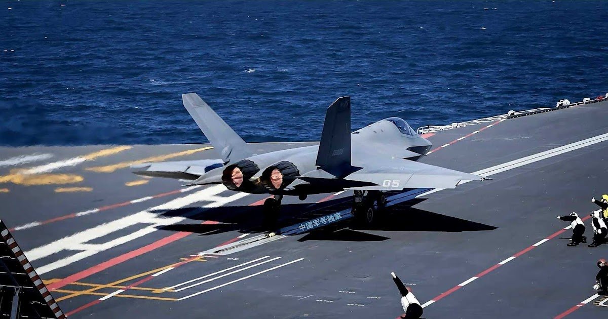 China's Fujian Carrier Launches J-35 Stealth Jet via EMALS in Historic ...