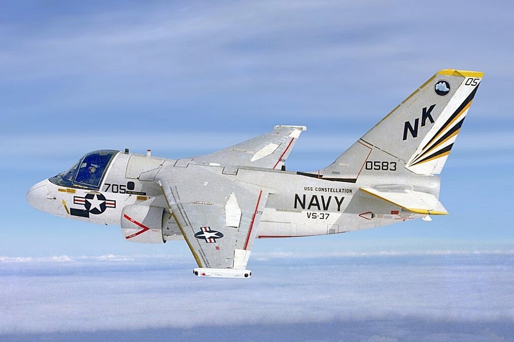 Lockheed S-3 Viking: Carrier-Based Submarine Hunter Known as the “War ...