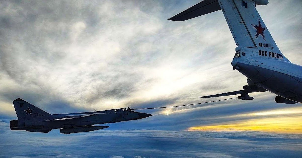 Russia’s MiG-31K Interceptors Use Aerial Refueling to Extend Kinzhal ...