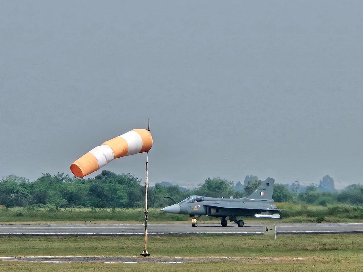 HAL Tejas Mk1A Completes First Flight; HAL Boosts Production Lines for ...